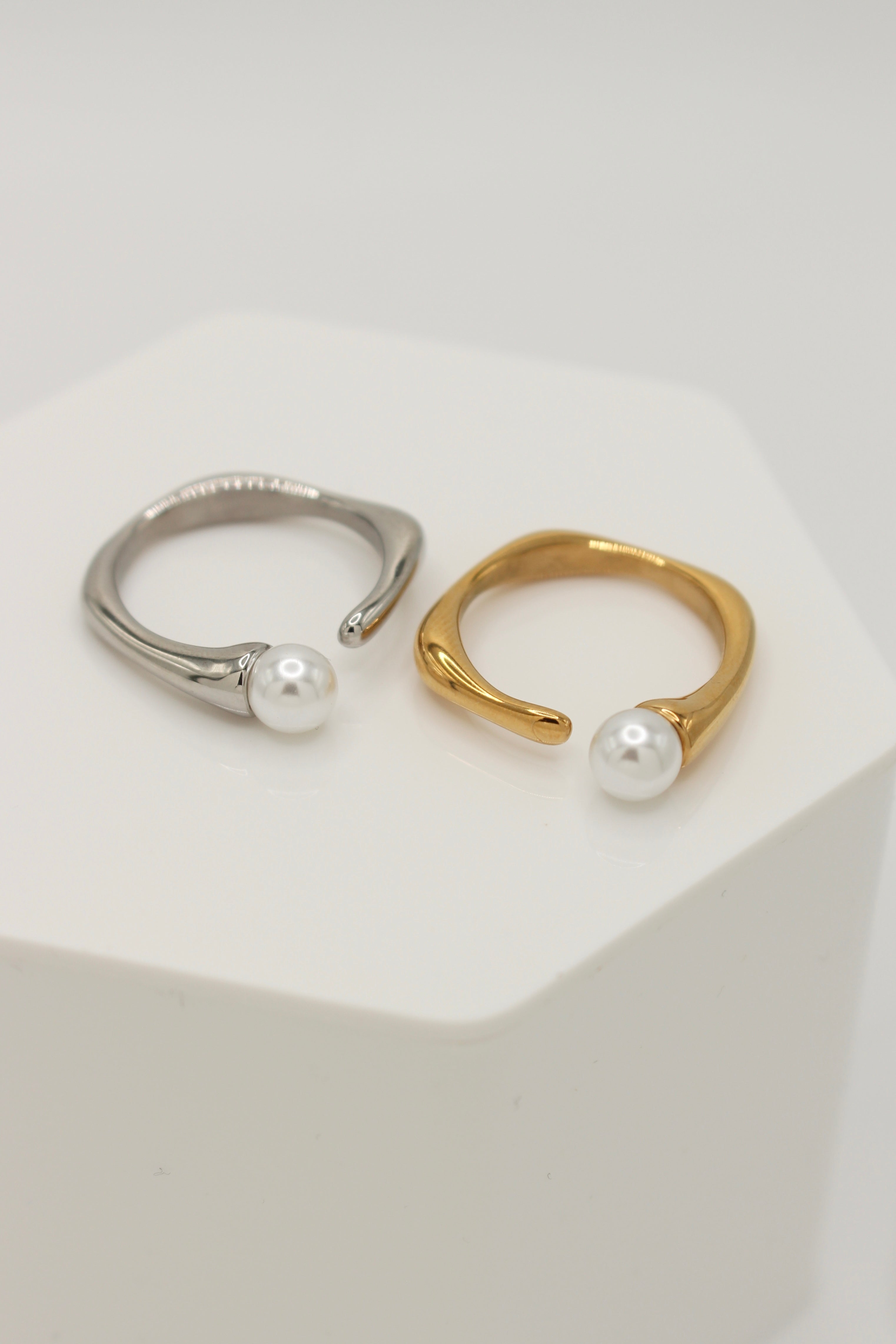 Yin Ring – Aviv Collection